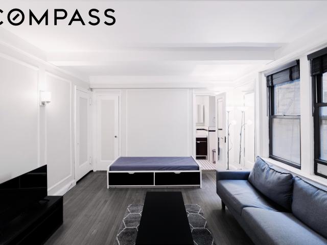 321 E 54th Street 3D