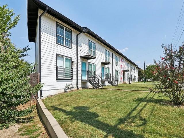 321 E 8th Street # 112