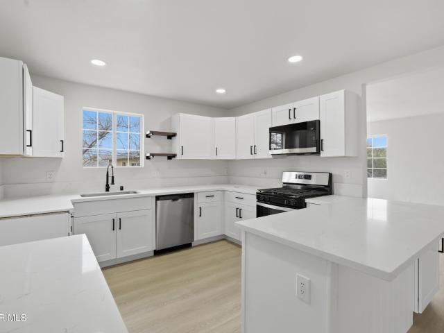 321 E Ave R 11, Palmdale, CA 93550 | MLS #26001 | Compass