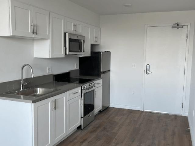 321 E Florence Ave 1 Bedroom Apartment for Rent at 321 E Florence Ave, Los Angeles, CA 90003 CANNDU