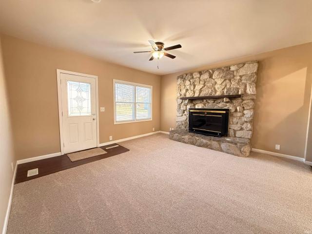 321 E Poplar Street