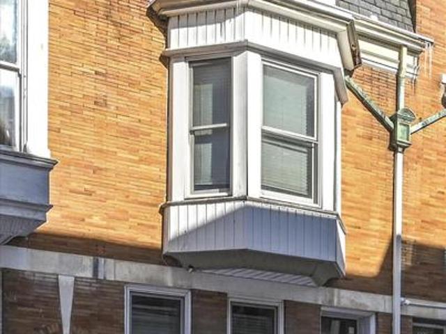 321 E Poplar Street