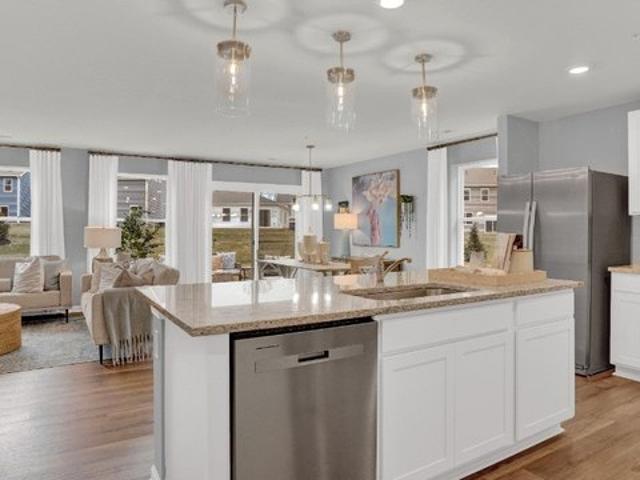 321 Edison Dr, Shippensburg, PA 17257