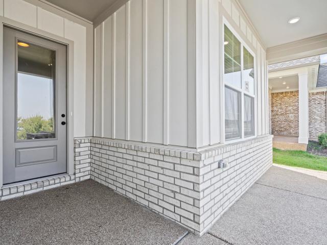 321 Kemrock Dr W, Cordova, TN 38018 | MLS #10215 | Compass