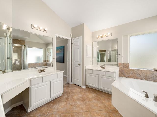 321 Holly Branch Ln, Kemah, TX 77565 | MLS #53217