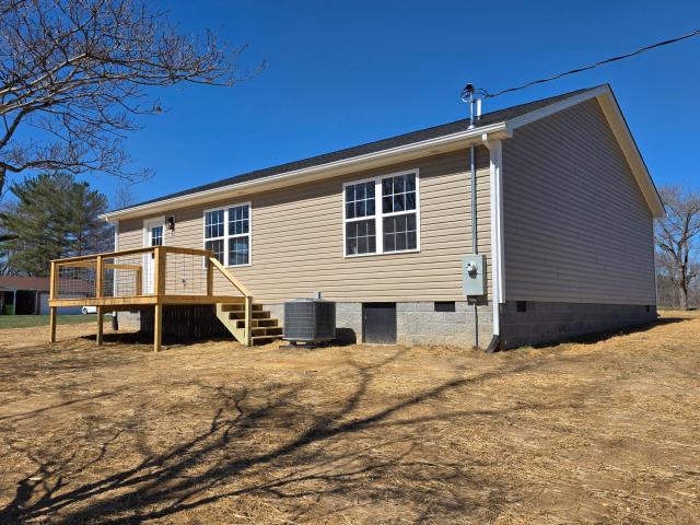 321 Hawk Creek Road