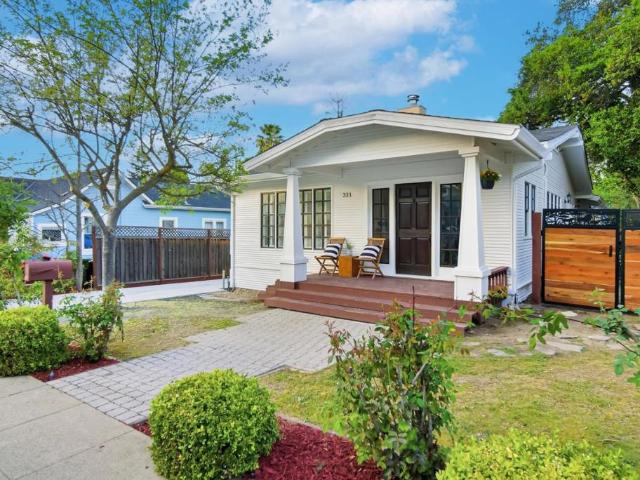 321 Johnson Avenue