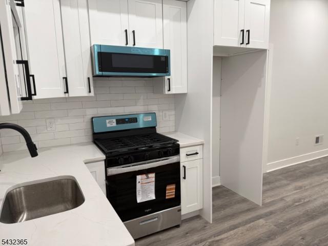 321 Jefferson Ave # 1