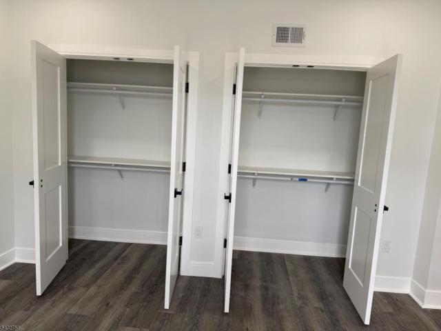 321 Jefferson Ave # 3