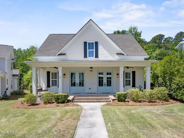 321 Jenoa Dr, Castle Hayne, NC 28429