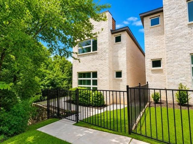 321 Oakbend Dr, Lewisville, TX 75067