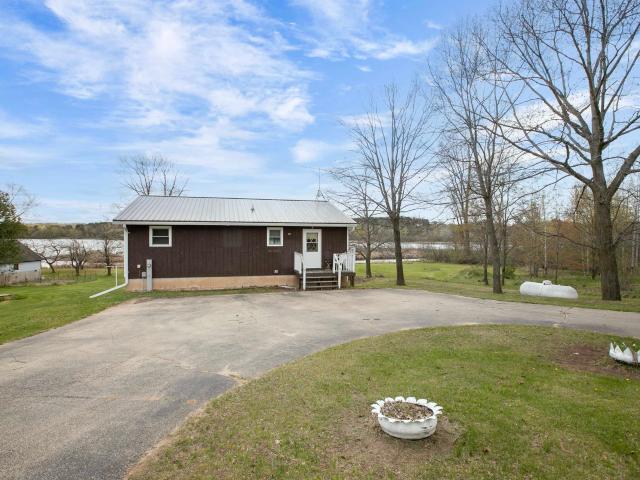 321 LAKE Drive