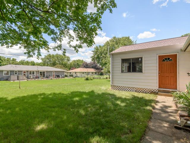 321 MacArthur Dr