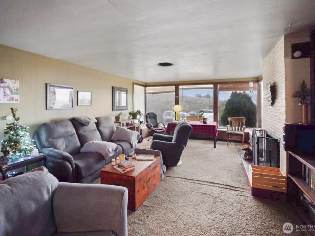 321 Maringo Road