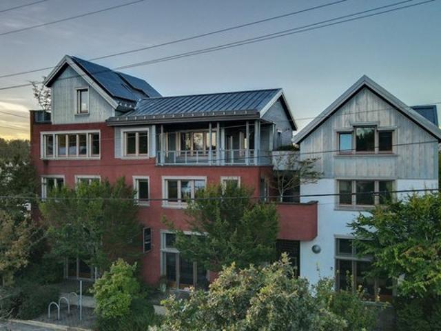 321 Mill St Apt 3, Eugene, OR 97401