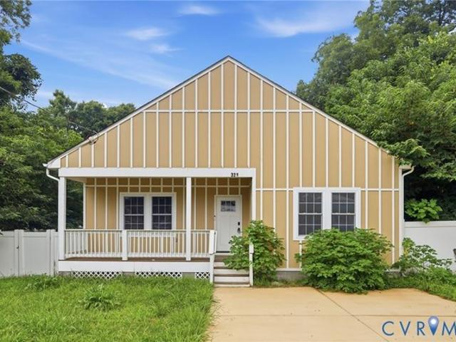 321 Mistletoe St, Petersburg, VA 23803