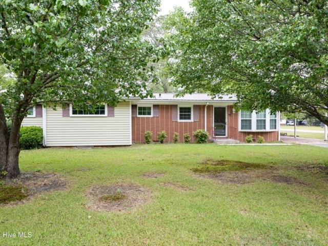 321 N Church Ave, Garland, NC 28441