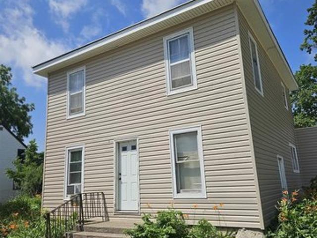 321 N Jones St, Algona, IA 50511