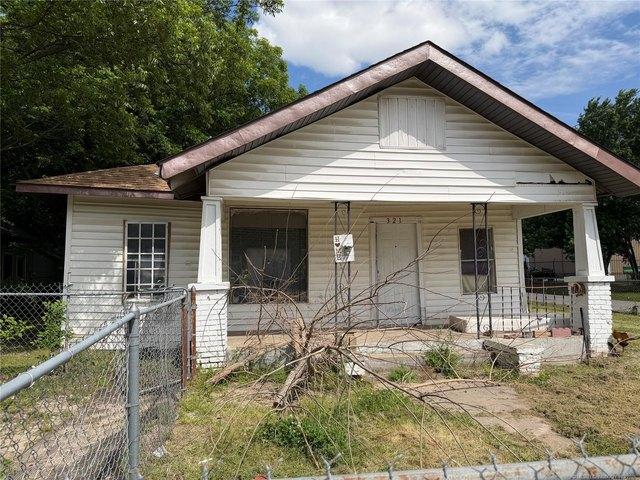 321 S Taft Ave, Okmulgee, OK 74447
