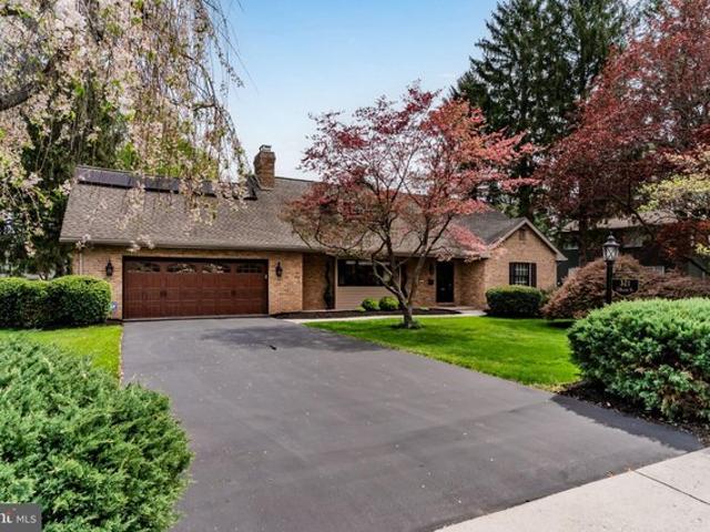 321 S Orange St, Carlisle, PA 17013