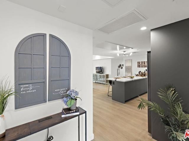 321 S Oxford Ave Apt 603, Los Angeles, CA 90020