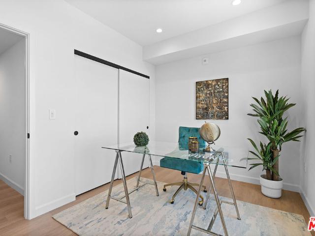 321 S Oxford Ave, Unit 405, Los Angeles, CA 90020 | MLS #26816