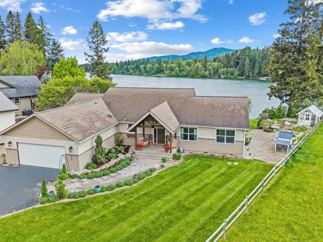 321 S Reflection Dr, Ione, WA 99139