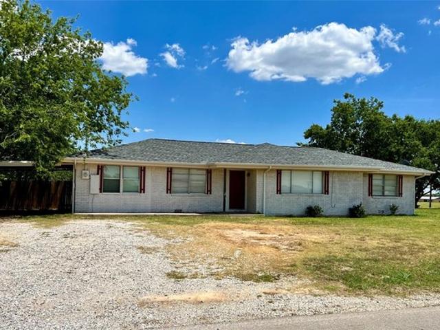 321 School House Rd, Paradise, TX 76073