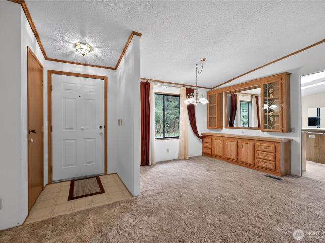 321 SE Evergreen Drive