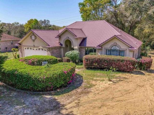 321 Skyline Cir, Crestview, FL 32539