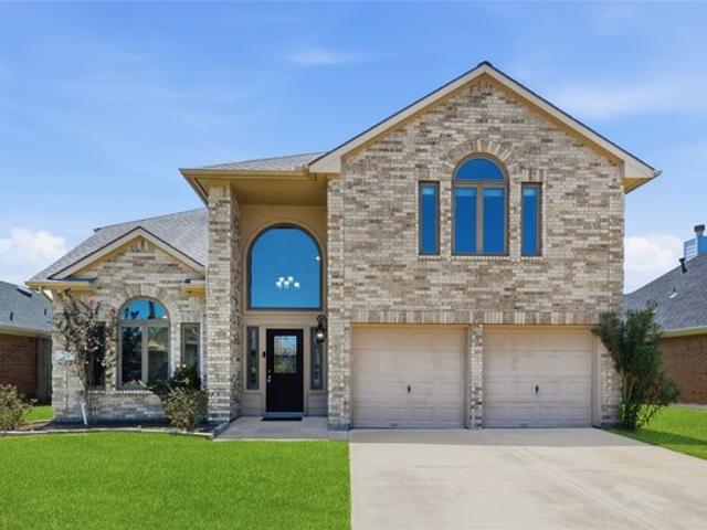 321 Spencer Lndg W, La Porte, TX 77571