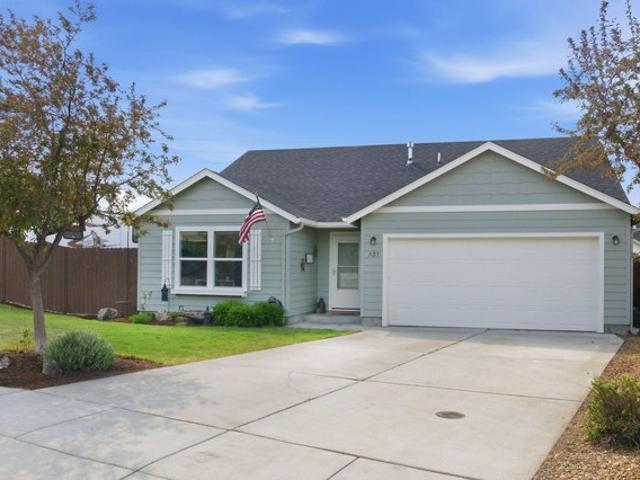 321 SW Antler Ridge Ct, Redmond, OR 97756
