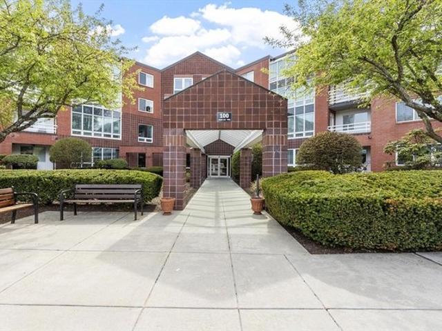 321 Place Ln Unit 321, Woburn, MA 01801