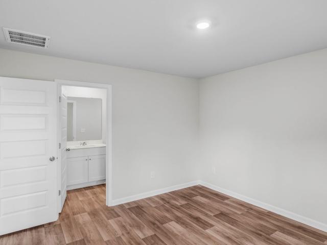 321 Pleasant Valley Dr