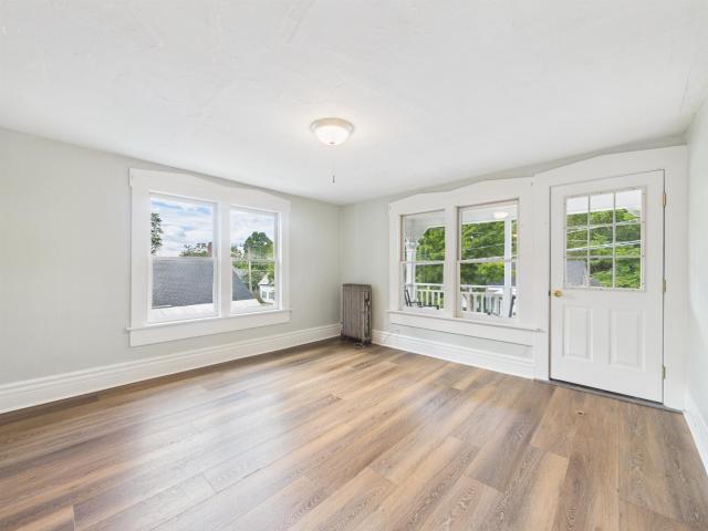 321 Roxbury Street