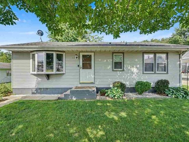 321 Rose Ave, Swisher, IA 52338