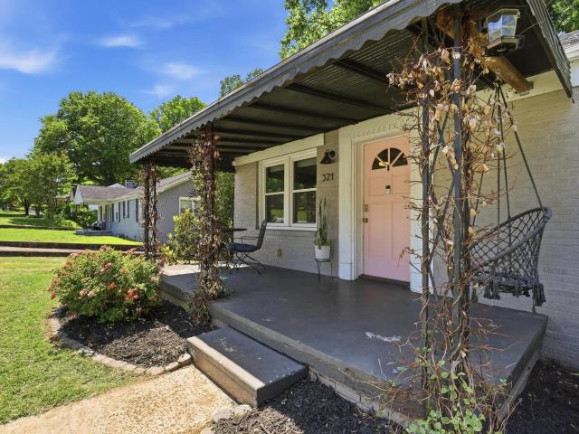 321 Ridgecrest Drive