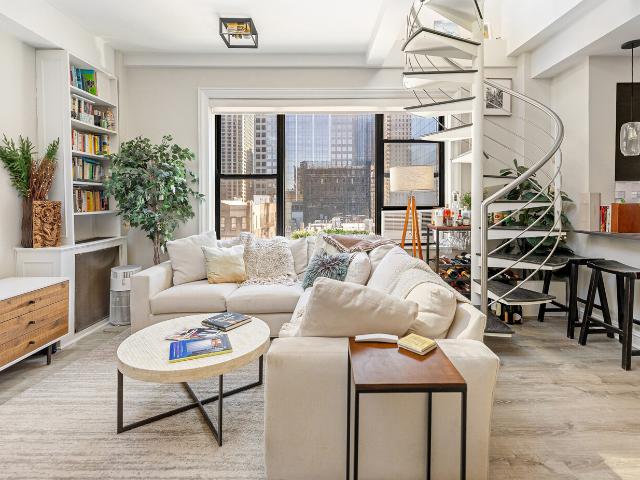 321 W 55TH Street 93
