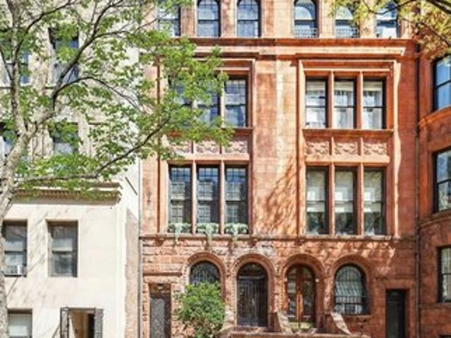 321 W 77th St, New York, NY 10024