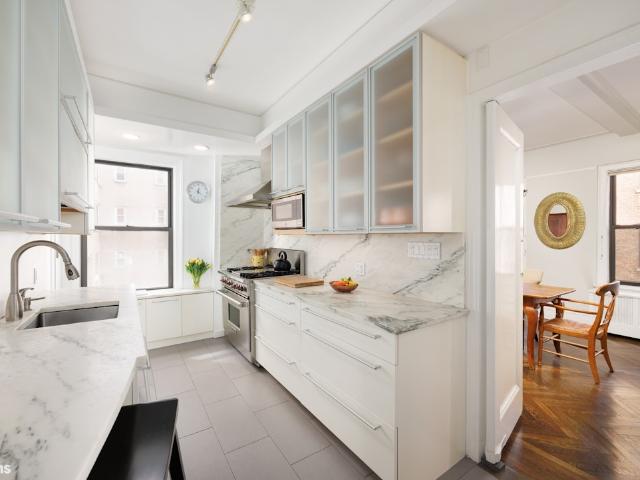 321 W 78TH Street 5B
