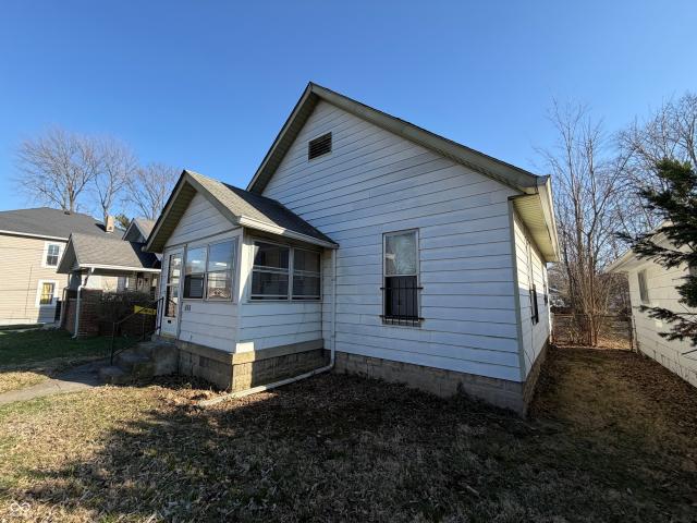 321 W 32nd St, Indianapolis, IN 46208 | MLS #22090 | Compass