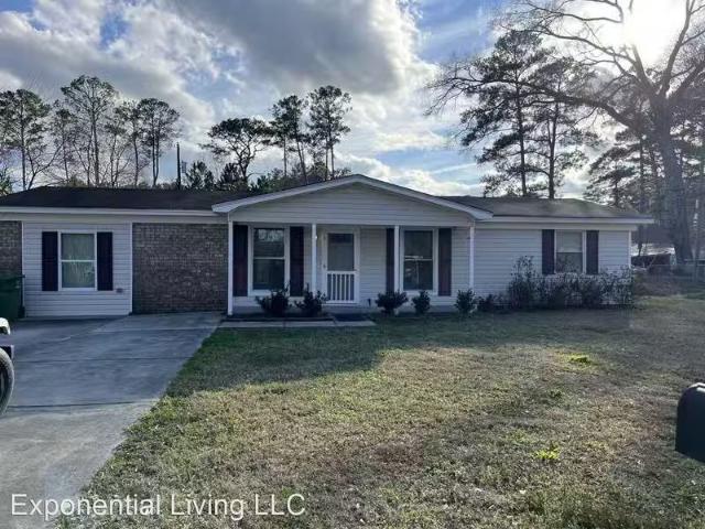321 W Whatley 321 W Whatley St