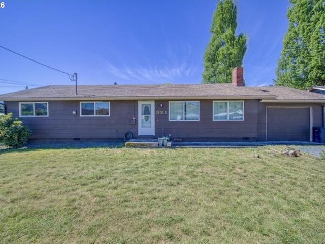 321 W Date St, Powers, OR 97466