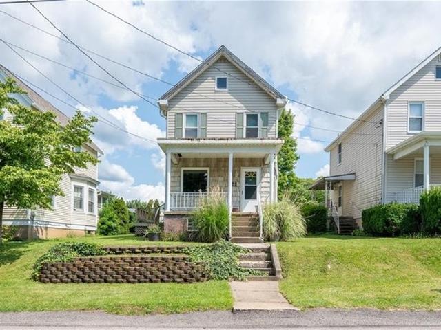 321 W Keeling Ave, Derry, PA 15627