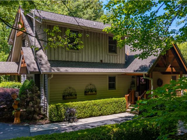 321 Woods Mountain Trail
