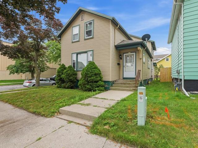 321 Washington Ct, Sheboygan, WI 53081