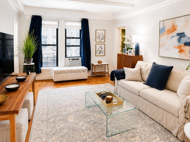 321 West 90th Street, New York, NY