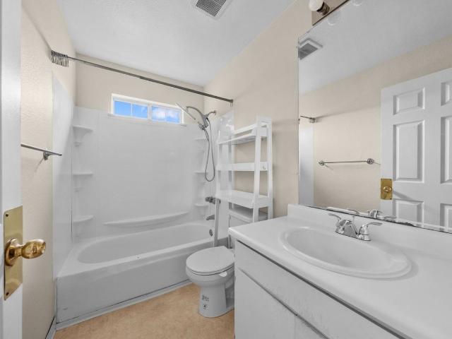 321 T Street 2 Bedroom Apartment for Rent at 321 T St, Sacramento, CA 95811