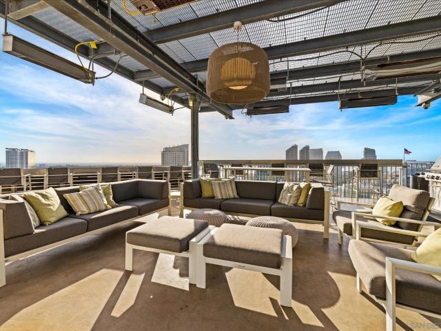 321 Tenth Ave, Unit 207, San Diego, CA 92101 | MLS #260007 | Compass