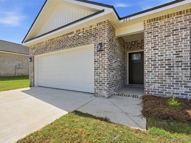 321 Thornbird Loop